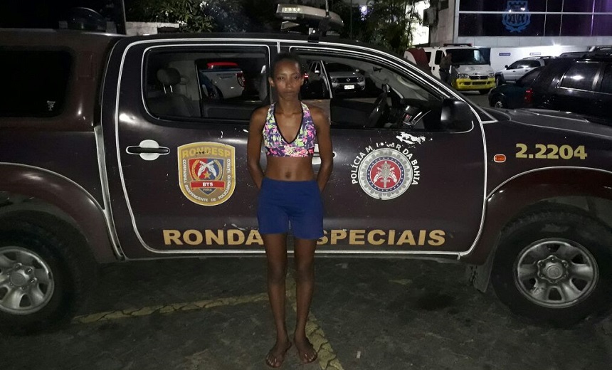 TRÁFICO: Mulher de 23 anos é presa com tabletes de maconha no ... TRÁFICO: Mulher de 23 anos é presa com tabletes de maconha no ...